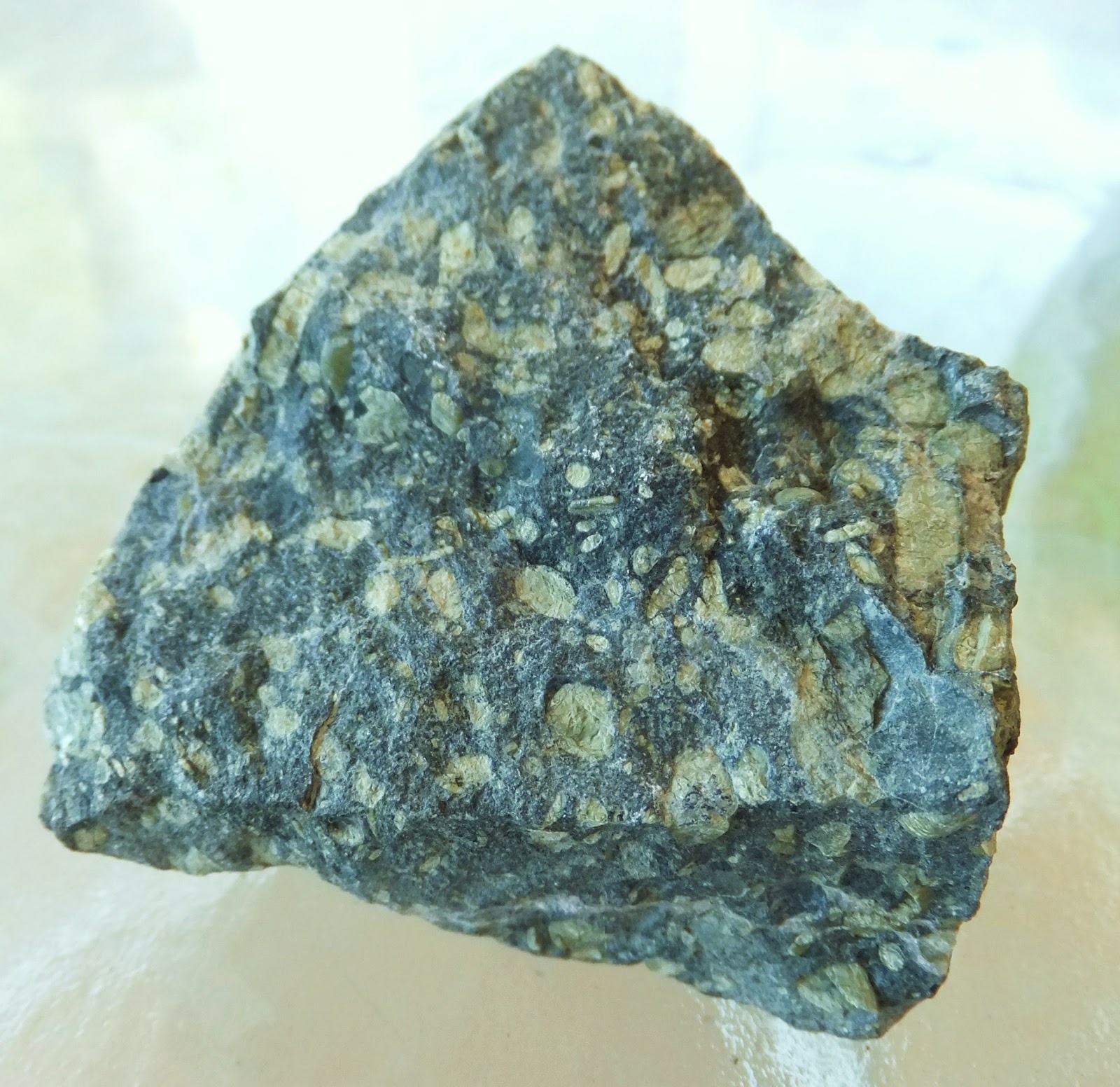 GemHunter's Guide to Gold and Diamonds in Montana