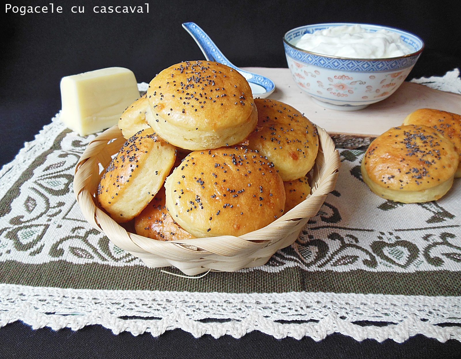 Rocsy in bucatarie: Pogacele cu cascaval