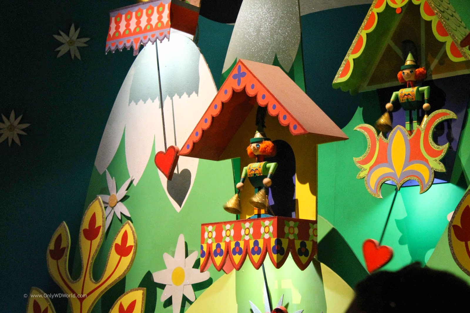 Disney World Classic Attraction - "it's a small world" | Disney World ...