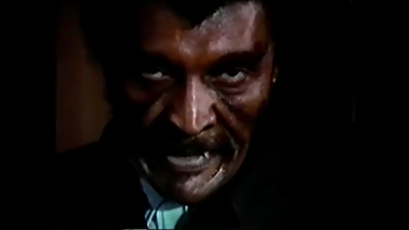 Rotten Reelz Reviews: Fusion of Film: Scream Blacula Scream