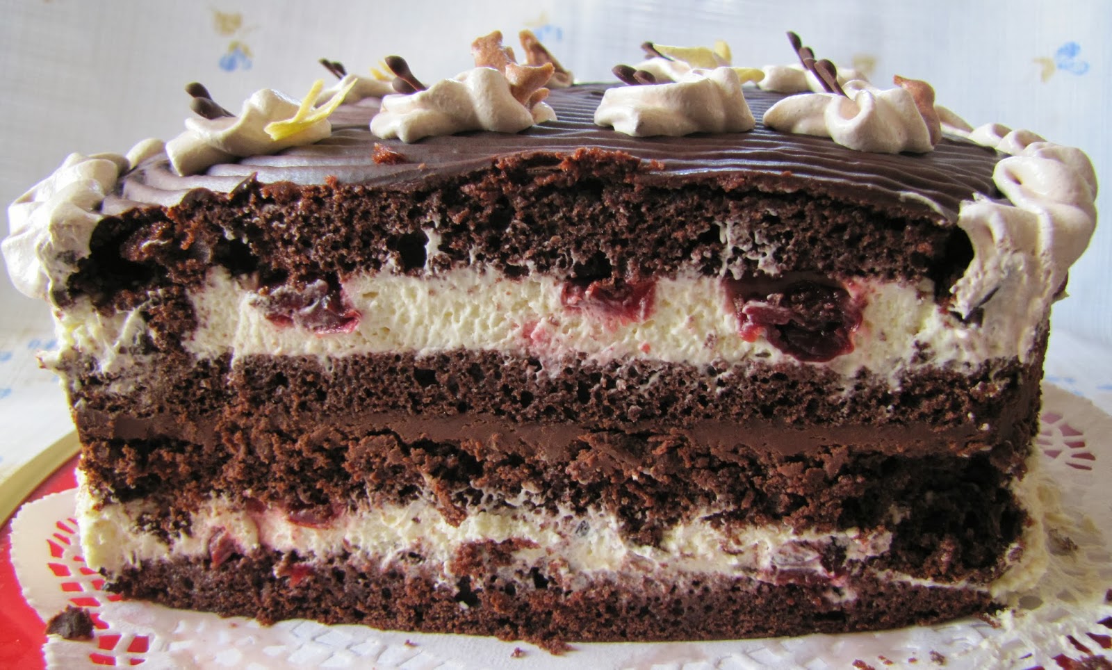 Naminiai šventiniai tortai: Tortų aprašymai