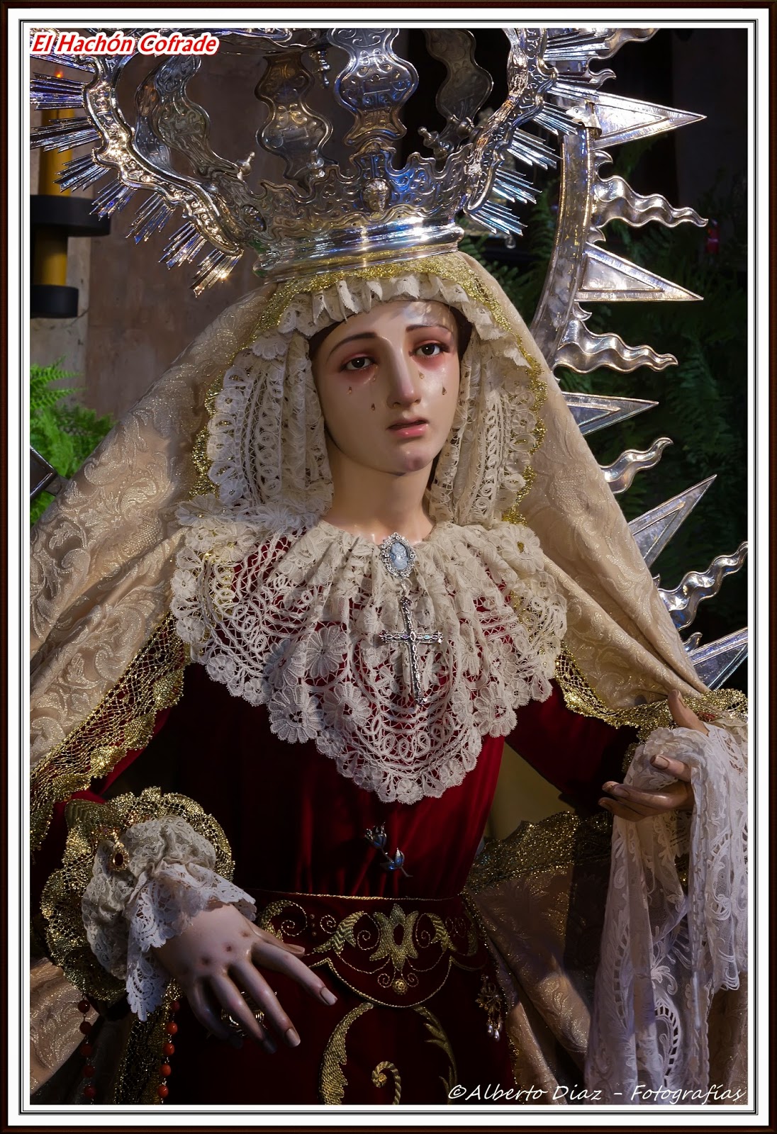 El Hachón Cofrade: Sagrada Mortaja