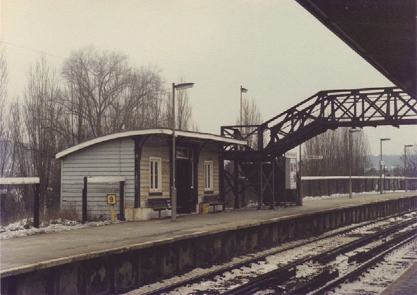 the rail thing: Eltham Well Hall 1985