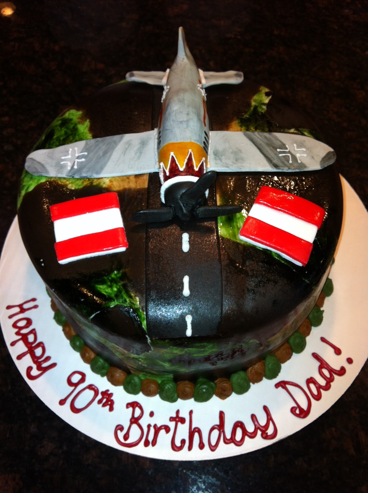 It's Sweet: WWII Plane Cake