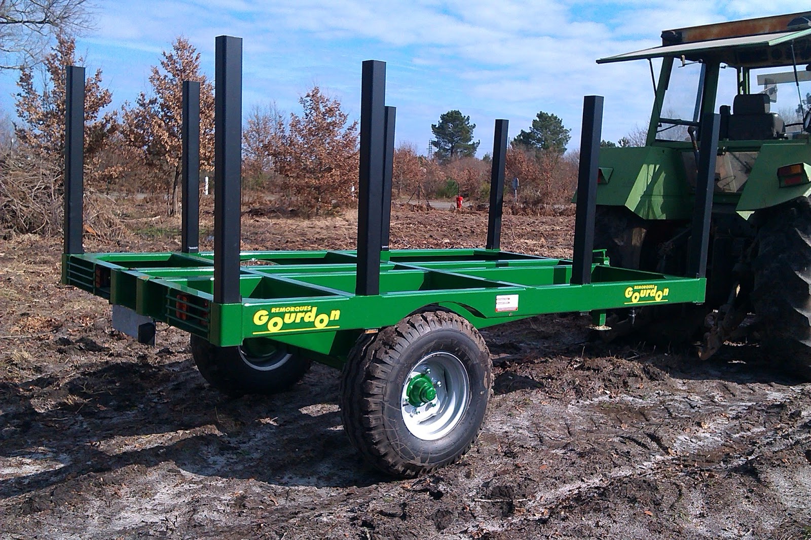 Mécanisation forestière / forestry mechanization: Remorque forestière ...