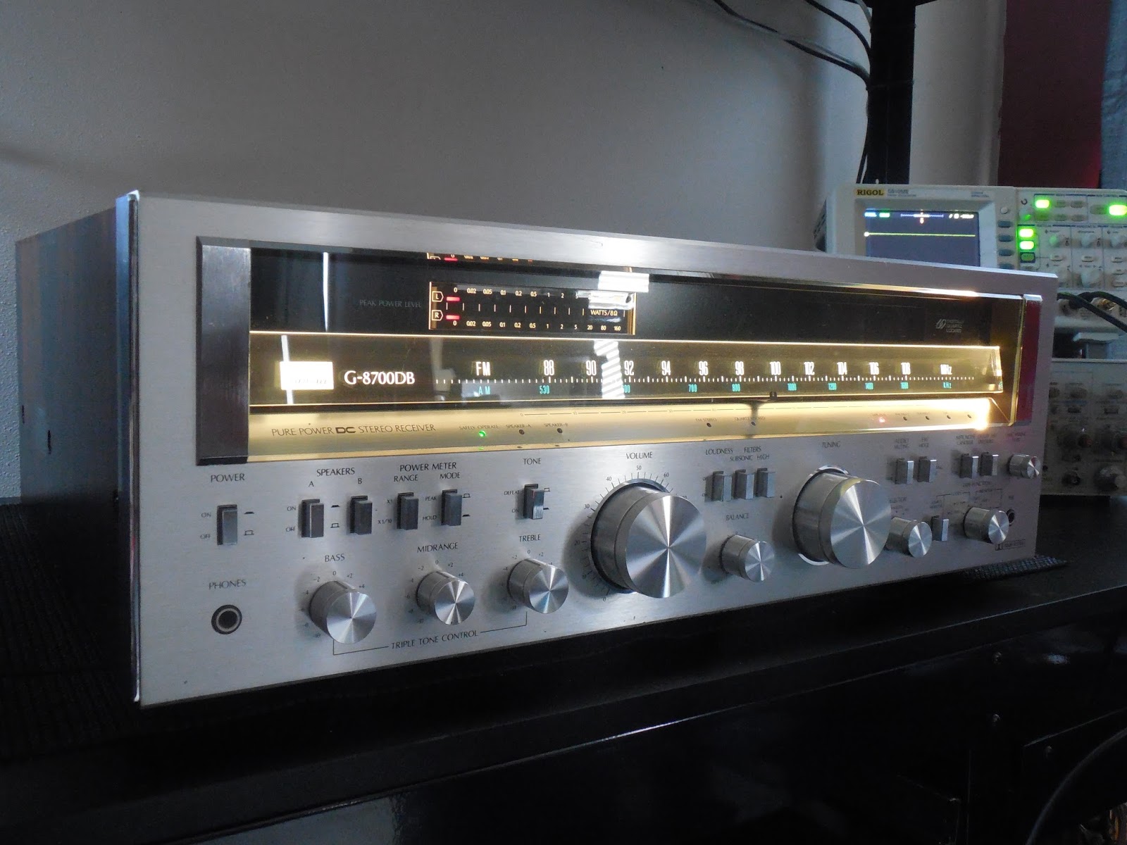 Vintage Hi-Fi Audio Restorations: Sansui G-8700DB Repair Highlight