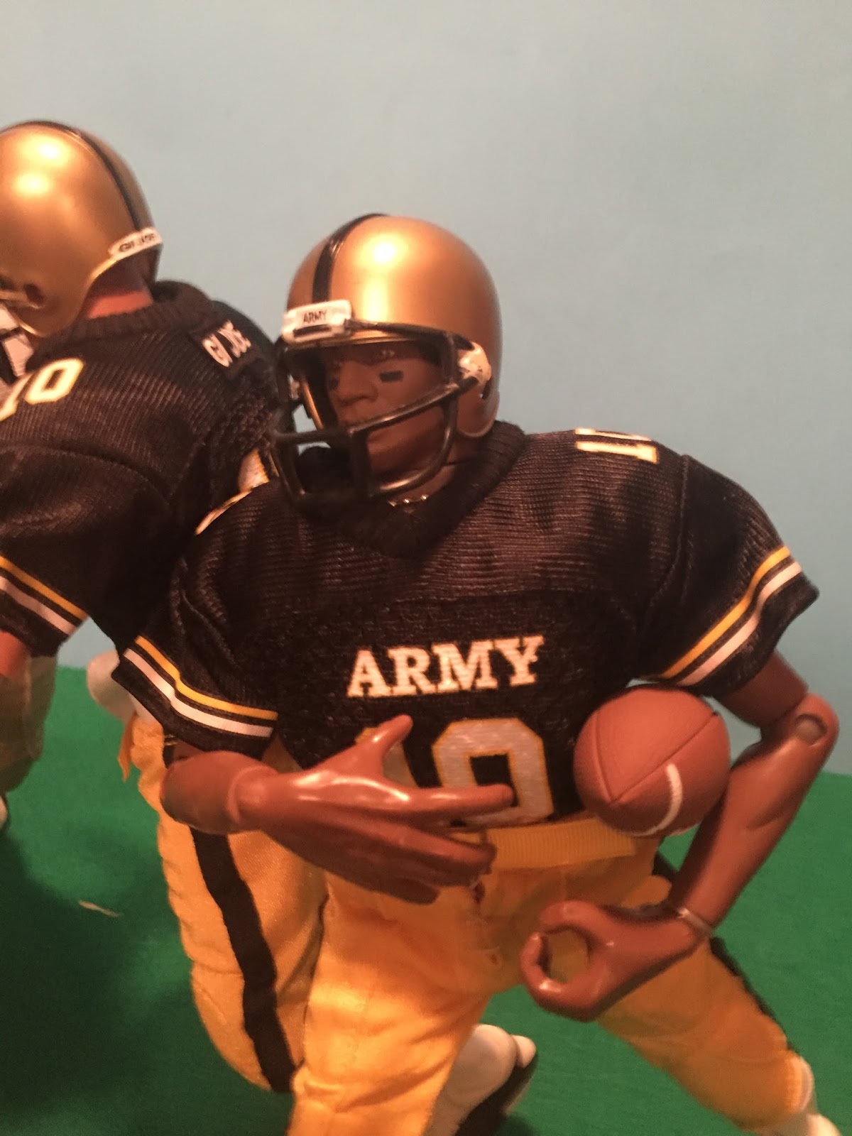 G.I. Jigsaw: GI Joe Army Navy Football Players