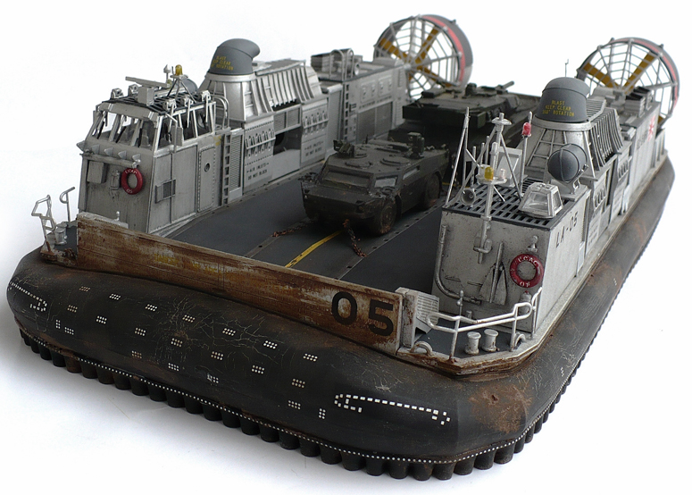 The Great Canadian Model Builders Web Page!: Landing Craft Air Cushion ...