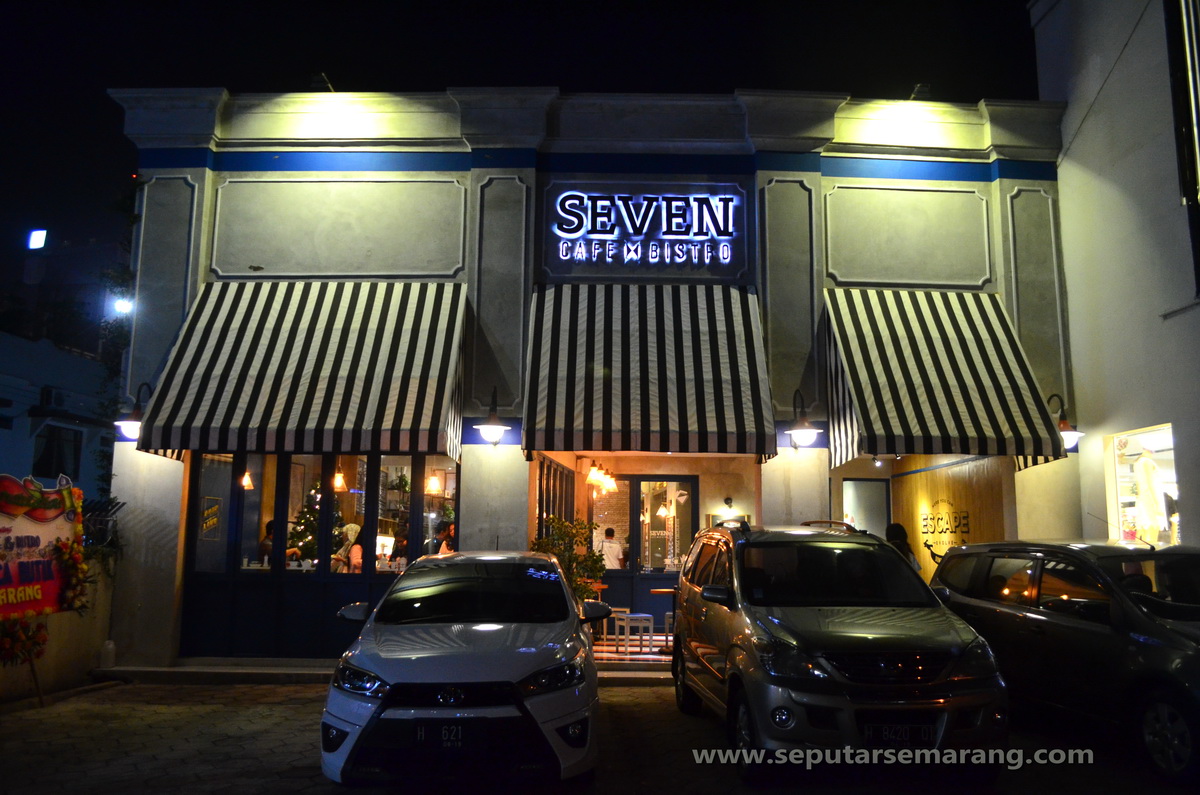 Seven Bistro & Cafe Semarang