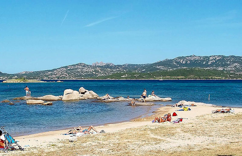 Royalty Yachts: Cannigione Yacht Charters (Sardinia)