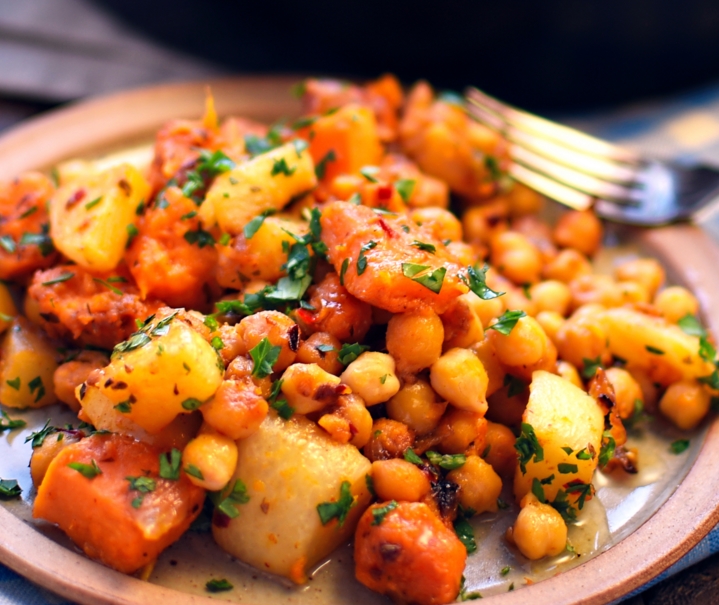 Cantinho Vegetariano: Batata-Doce com Nabo e Grão-de-Bico (vegana)
