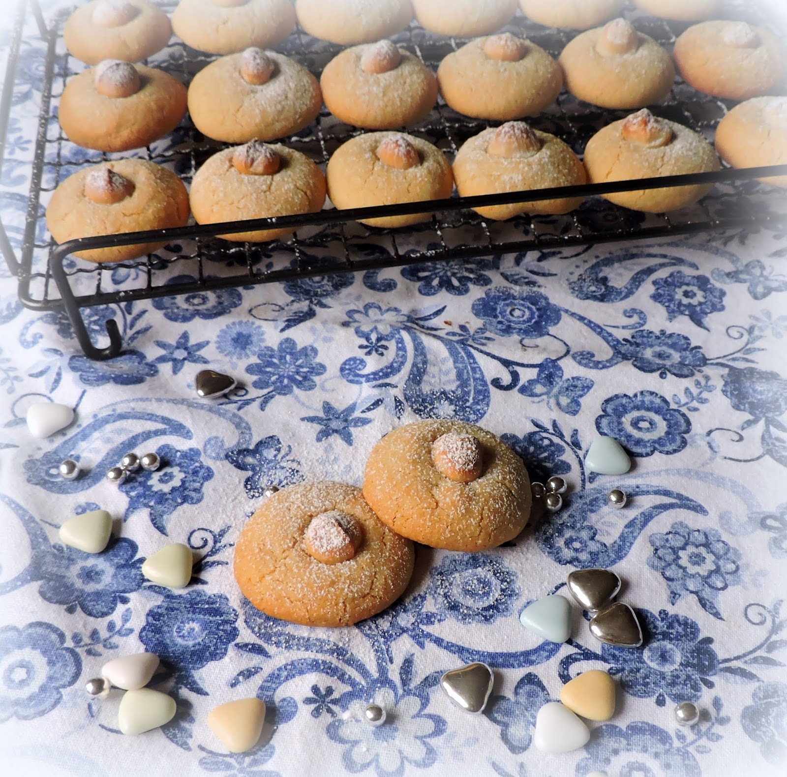 Macadamia Shortbread Cookies | The English Kitchen