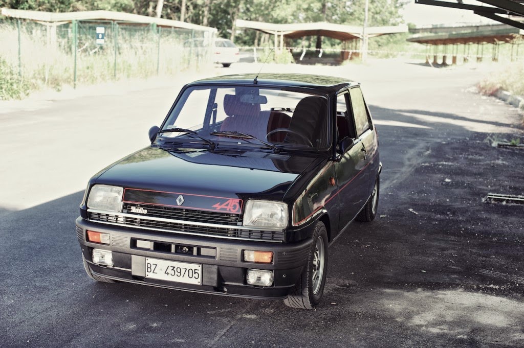 Renault 5 Alpine Turbo Coppa: piccola ribelle - Throttle Addicted