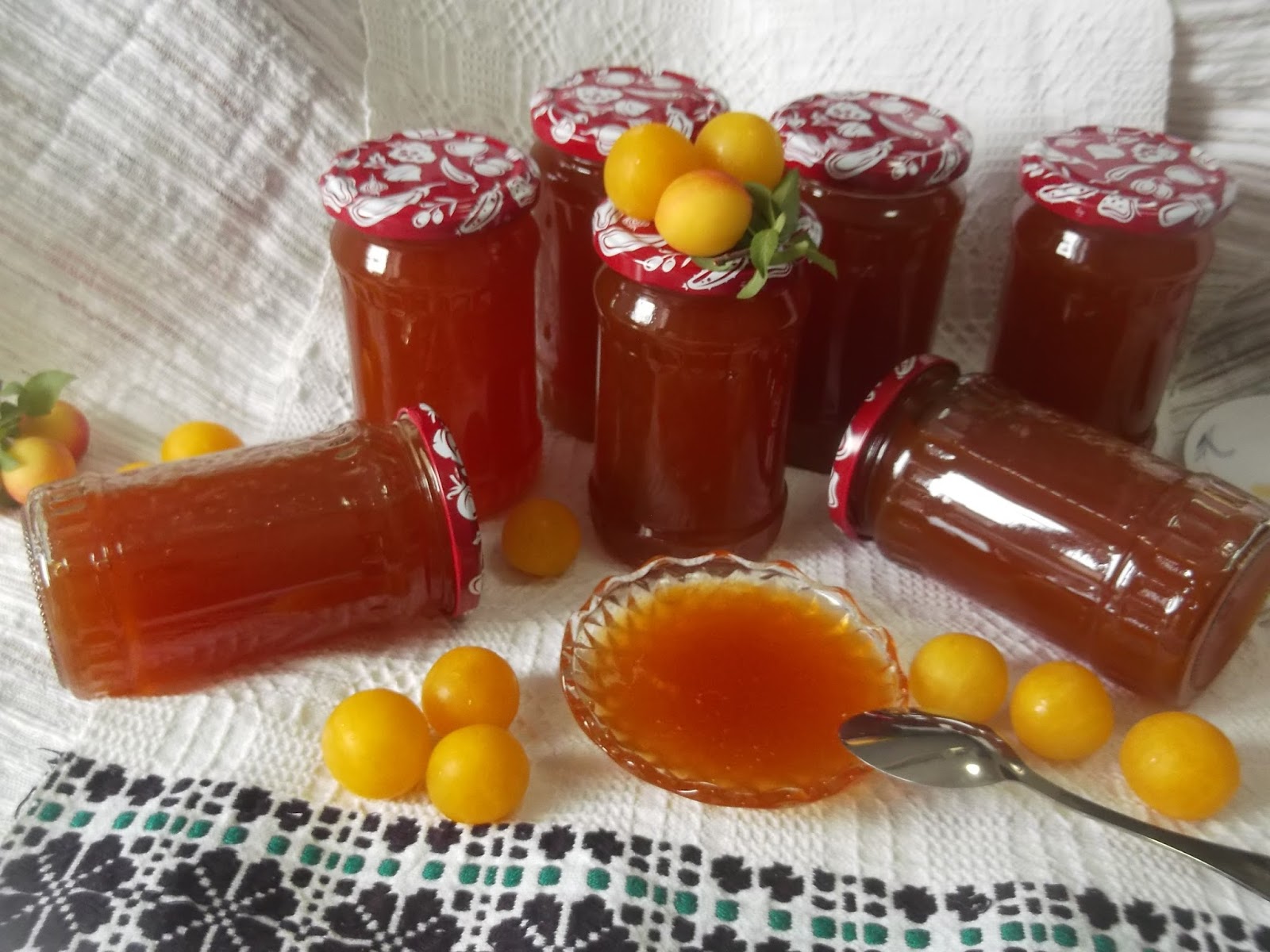 Hellena ...din bucataria mea...: Gem de corcoduse galbene