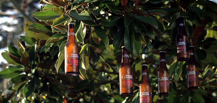 ¿En qué dirección queda la taberna más cercana?