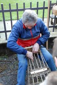L'AGRICOLTURA DELLA MONTAGNA LOMBARDA NEL PASSATO E LA VITA PAESANA. LA ...