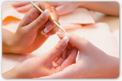 Cuticle Care: How To Use Cuticle Remover Safely