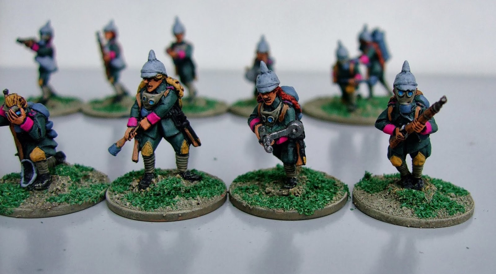 The Angry Lurker: 28mm Victorian Sci-Fi Female Trench Raiders from ...