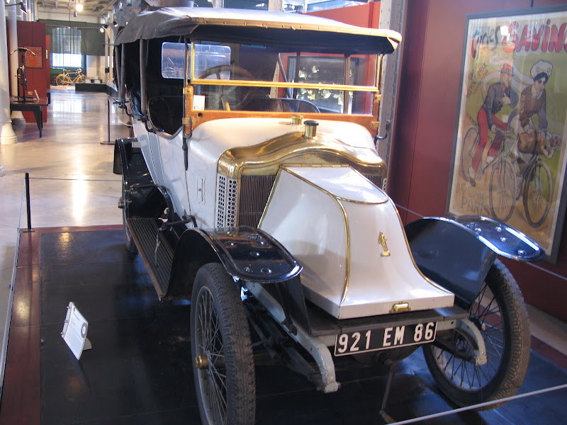 Thouars Encore: Châtellerault Motor Museum
