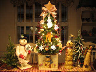 Country Creations By Denise: New Snowman Gingerbread Tree!!!!!!