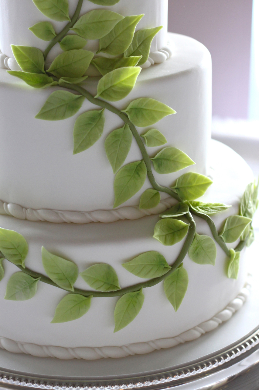 Leaves Wedding Cake