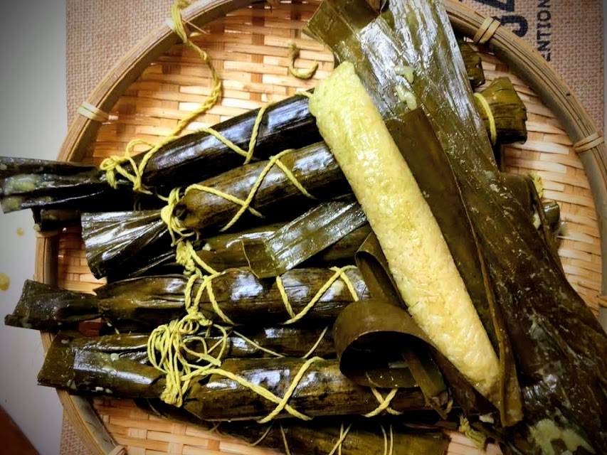 LUWEEH KITCHEN : SUMAN sa Ibos Wrapped in Banana Leaves