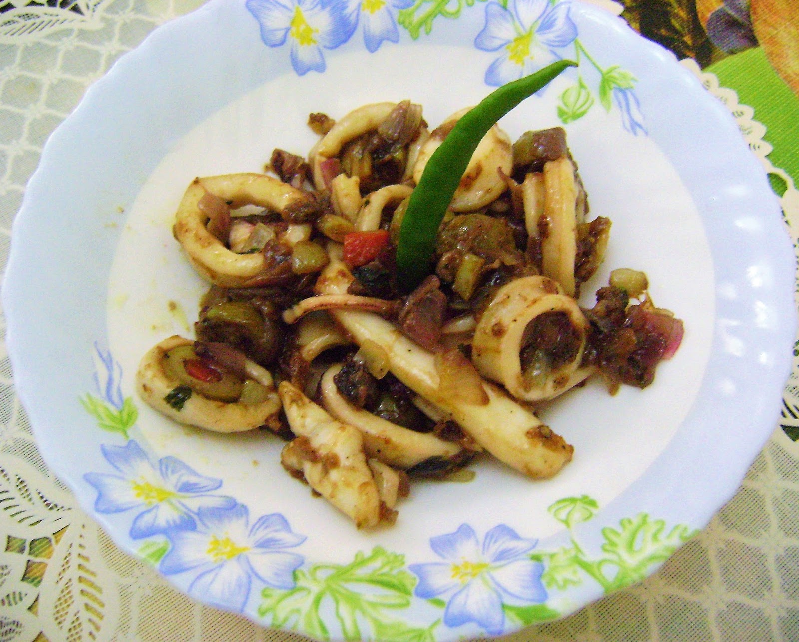 Bethica's Kitchen Flavours: Calamari / Squid Stir Fry