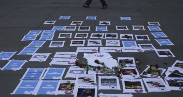 ΑΝΤΡΑΣ ΜΕ ΜΑΧΑΙΡΙ ΚΑΙ ΡΟΠΑΛΟ ΤΟΥ ΜΠΕΪΖΜΠΟΛ ΜΑΤΑΙΩΣΕ ΤΗΝ ΟΛΟΝΥΧΤΙΑ ΣΤΟ ...