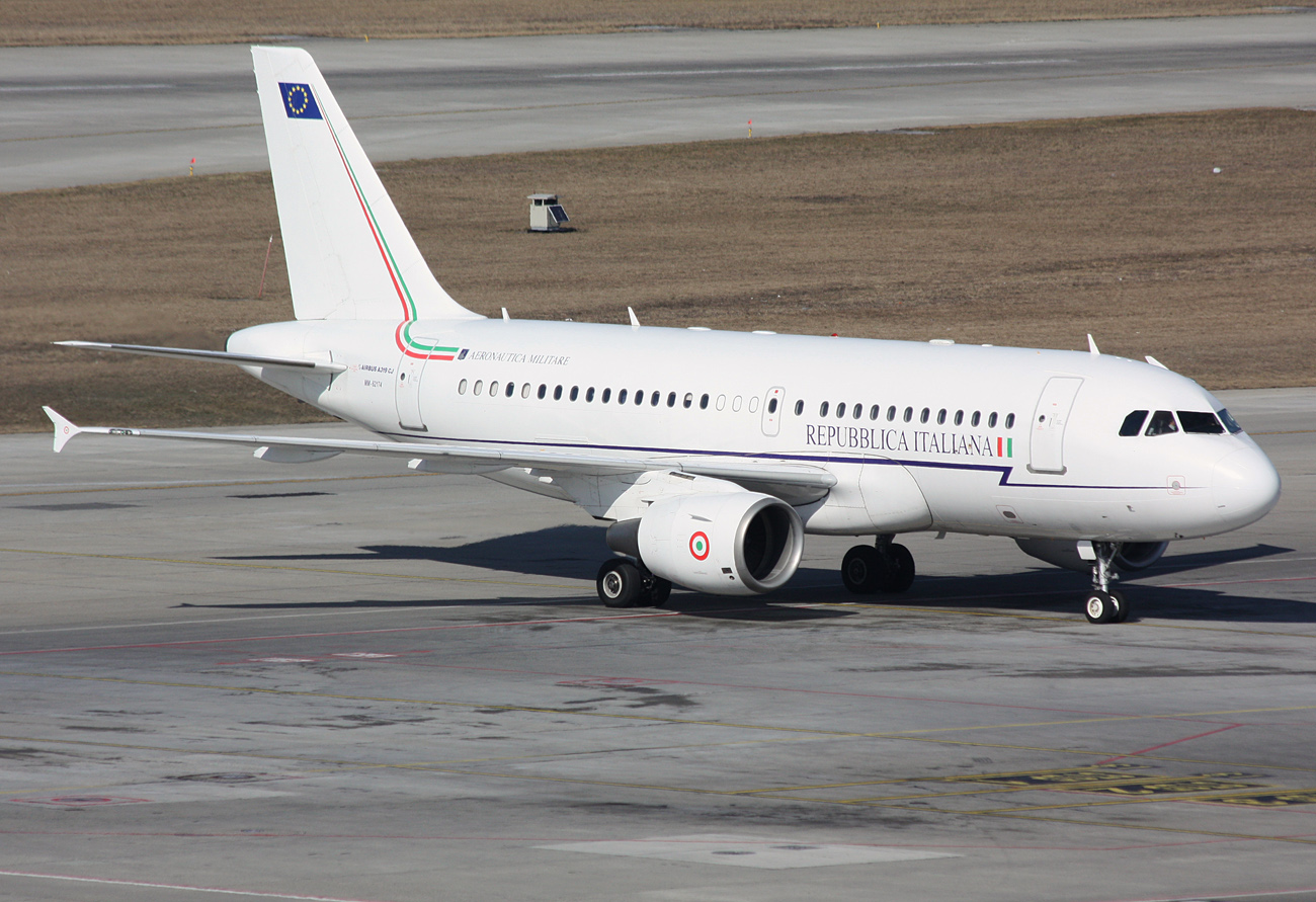Geneva Spotting: Airbus A319CJ-115X MM62174 Repubblica Italiana. GVA 27 ...