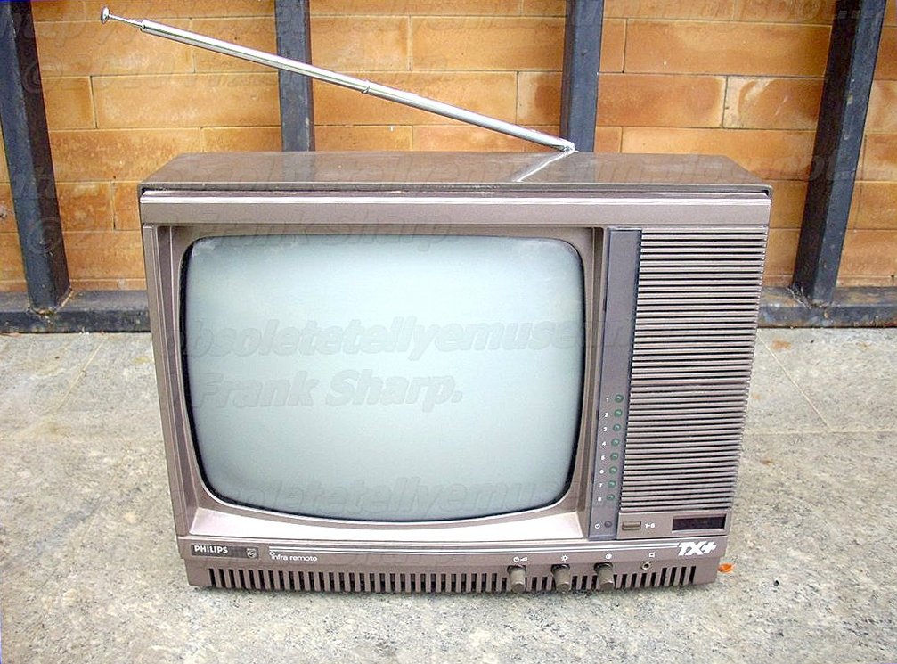 Obsolete Technology Tellye !: PHILIPS 12TX2301 /20L YEAR 1982.