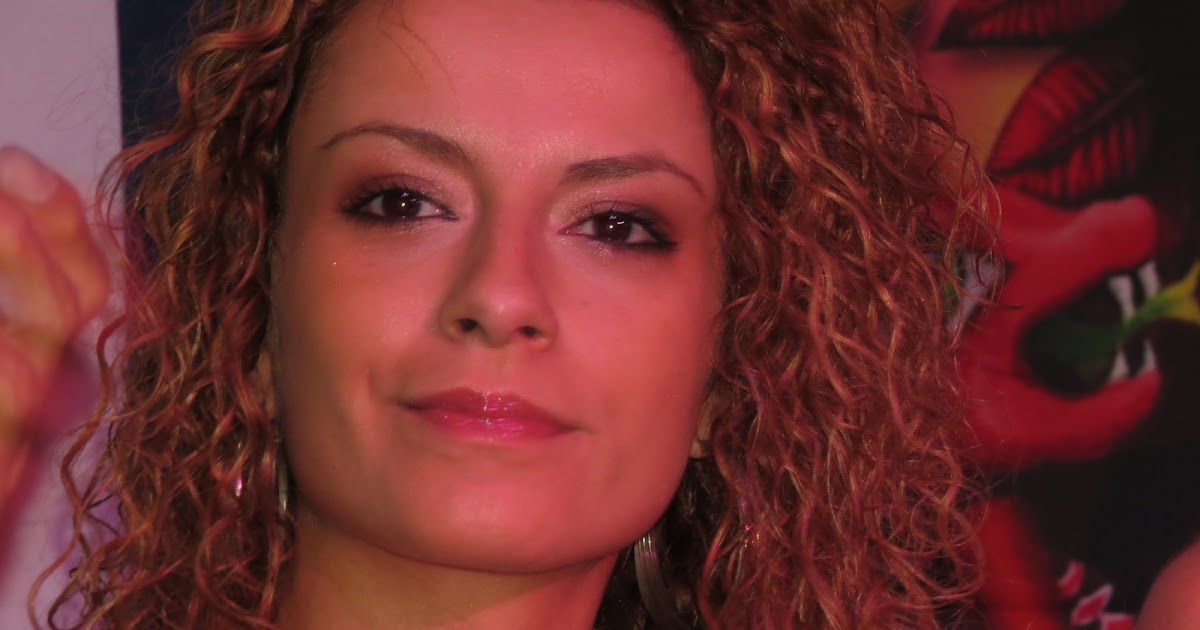 somoselespectador: CHELA RIVAS SIN PODER DEJAR DE VERLA