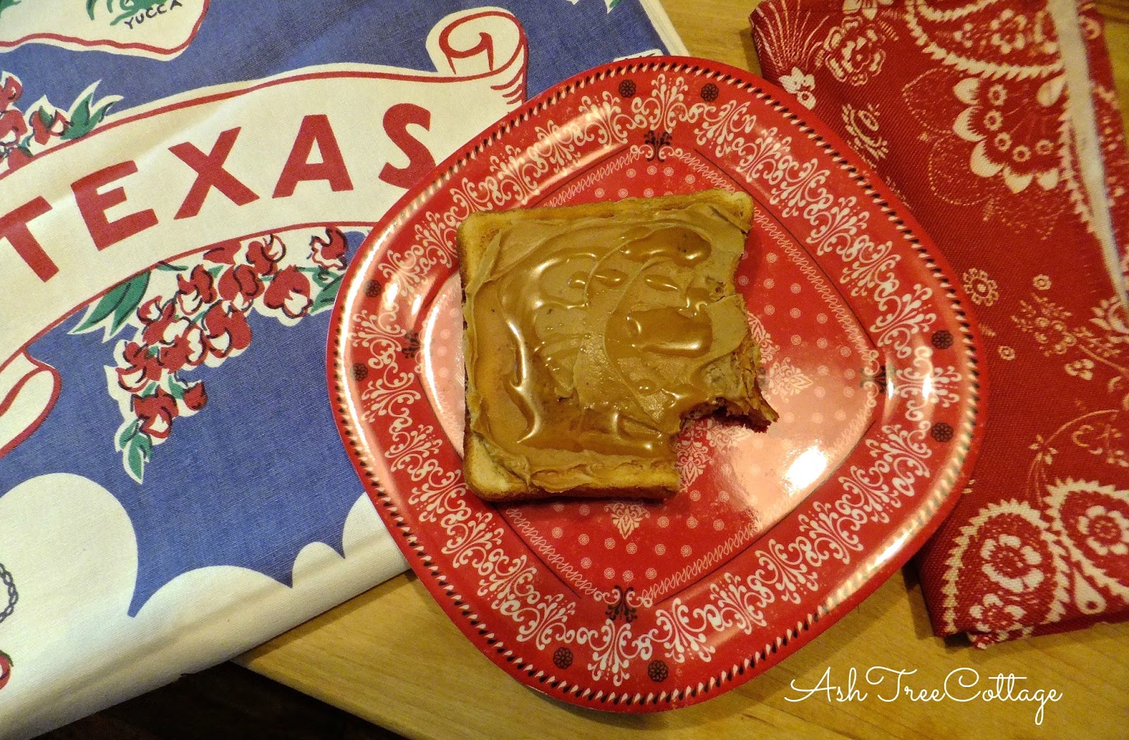 Ash Tree Cottage: Texas Toast Treat