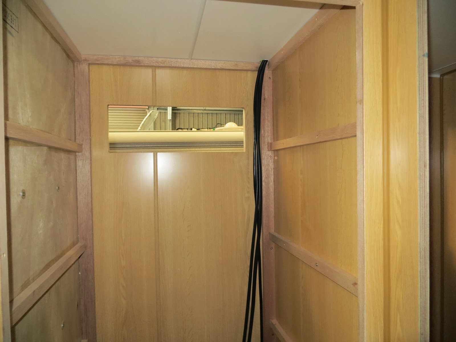 Life with the Bushtracker: The Bushtracker being Built