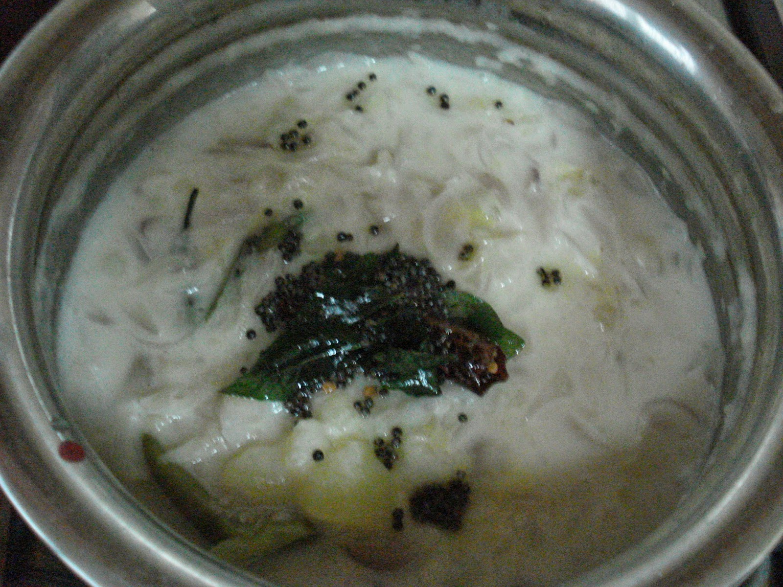 Anu's Kitchendelights: OIan Recipe - Easy and Quick Potato Oalan Recipe