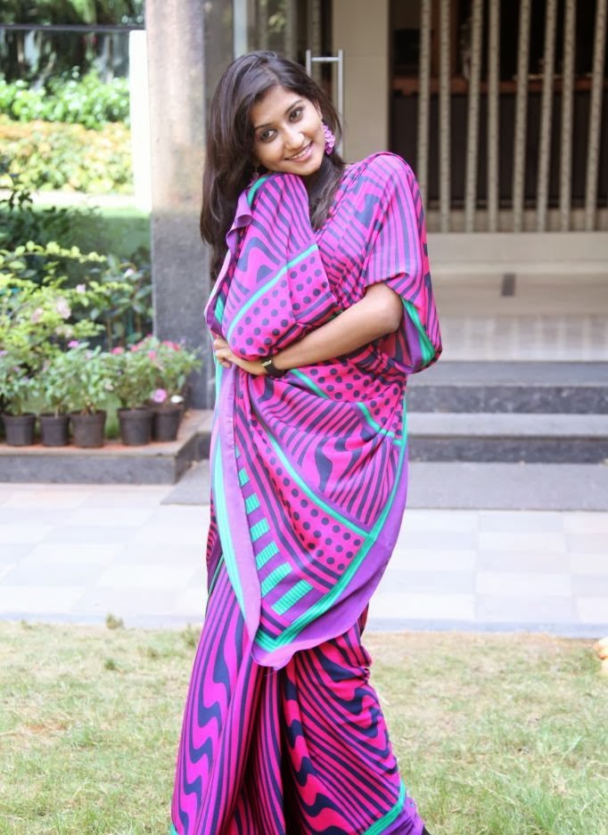 INDIAN ACTRESS: Akshaya