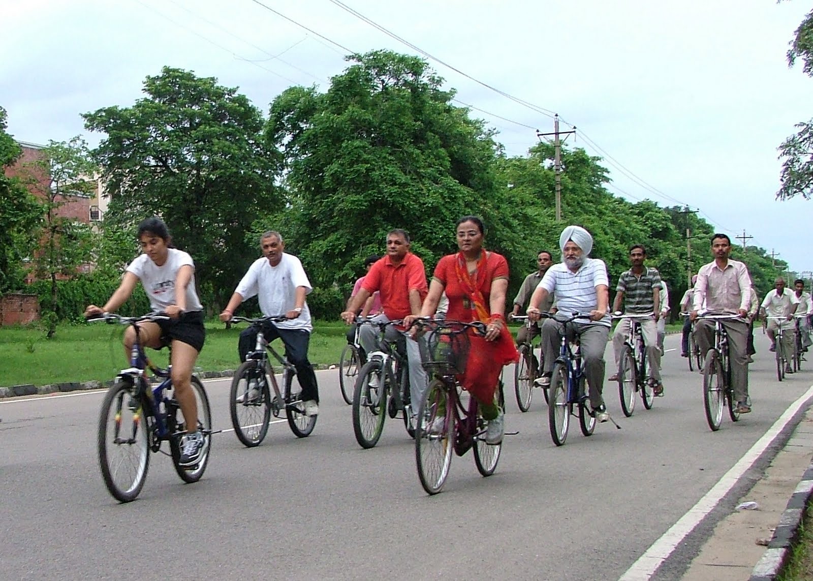 Cycle Rally of Panjab University Teachers and staff led by Prof R.C ...