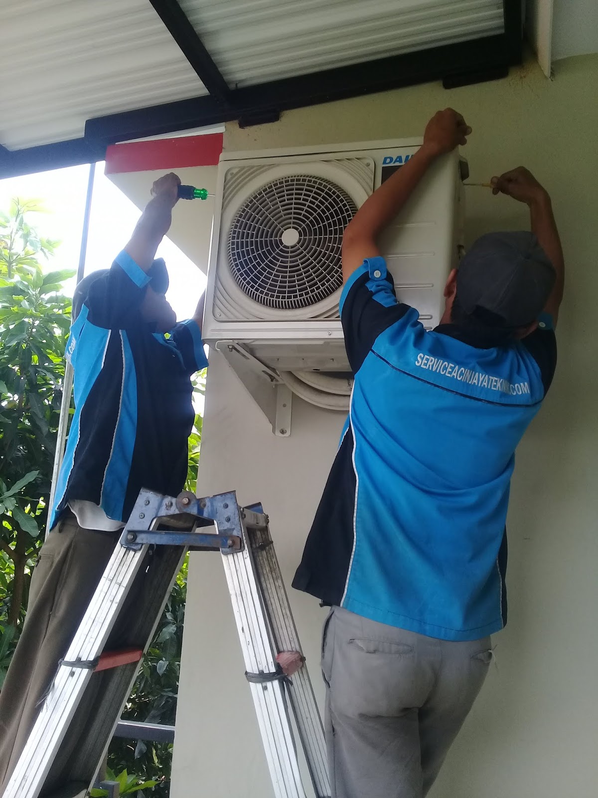 TUKANG SERVICE AC INJAYA TEKNIK: TUKANG SERVICE AC CIPAYUNG JAKARTA TIMUR