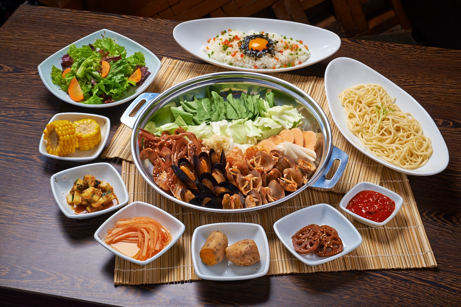 Woman In Digital: Bulgogi Brothers 3-Way Korean Shabu-Shabu