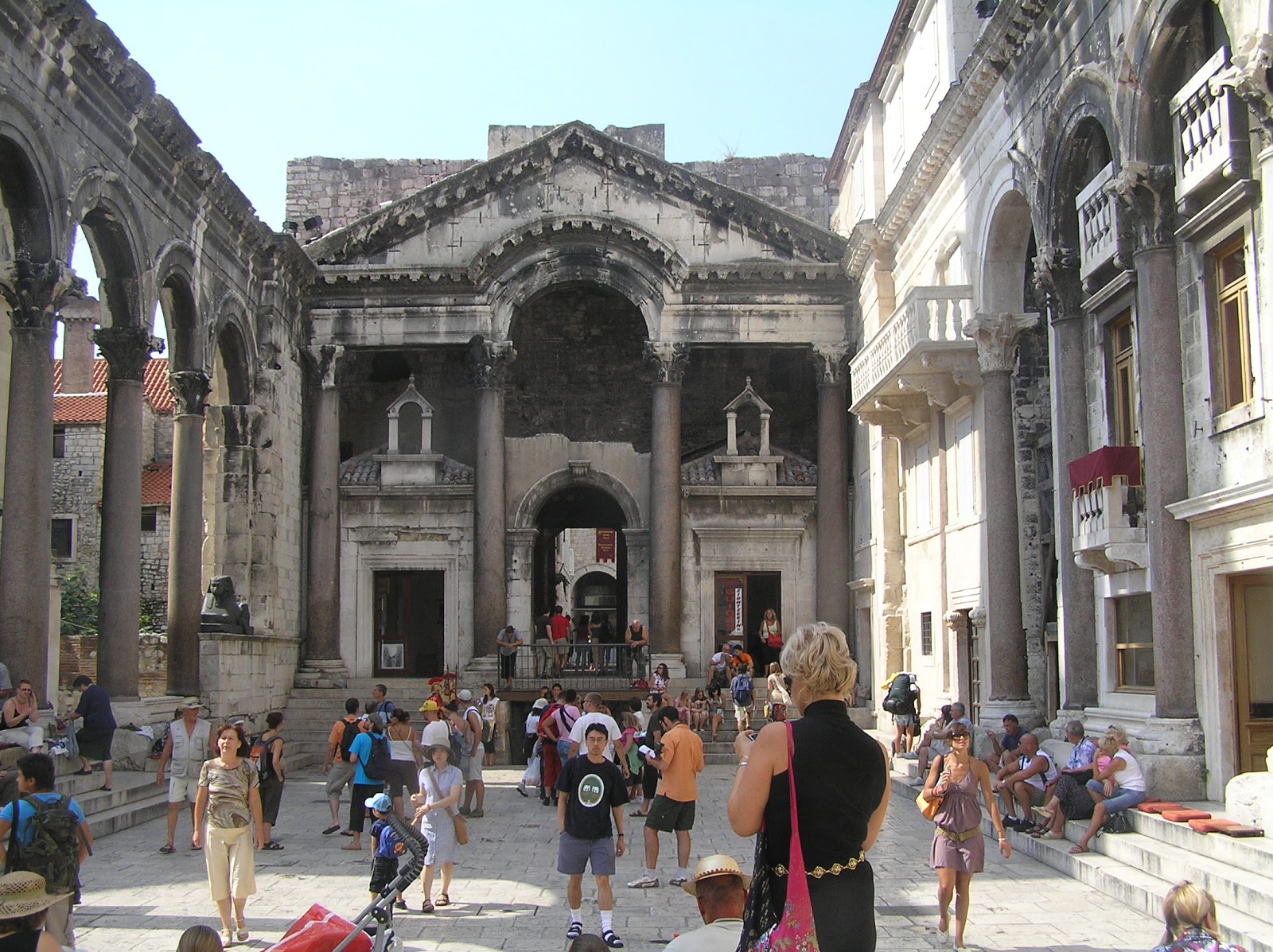 Split – Dalmatia: Pictures of Diocletian’s Palace (Split – Croatia ...