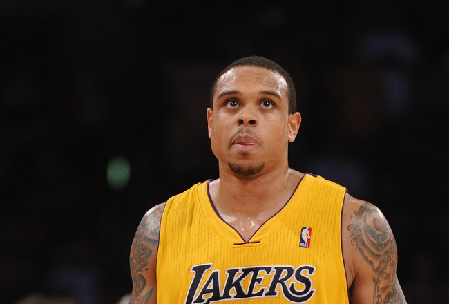 L.A. Lakers: Shannon Brown's Decision to Opt out Should Bring a Peace ...