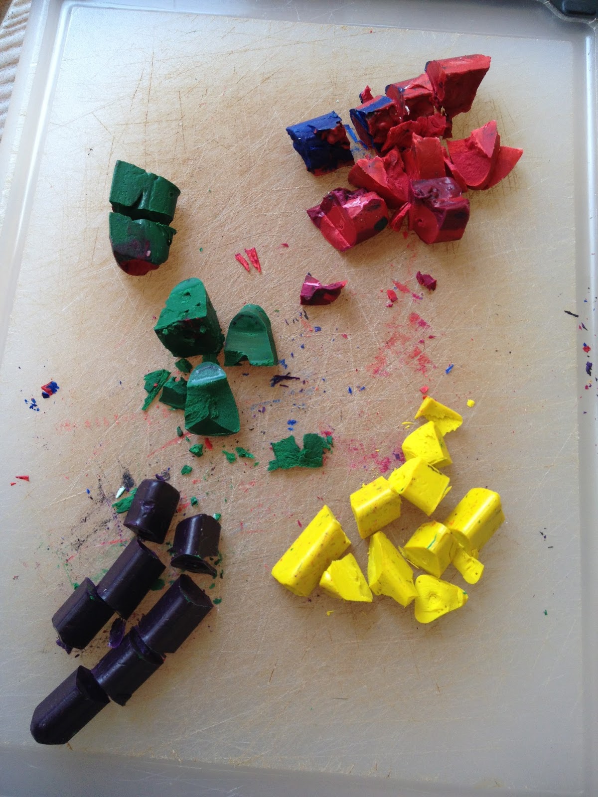 Two Much Fun: Sun Melted Crayons