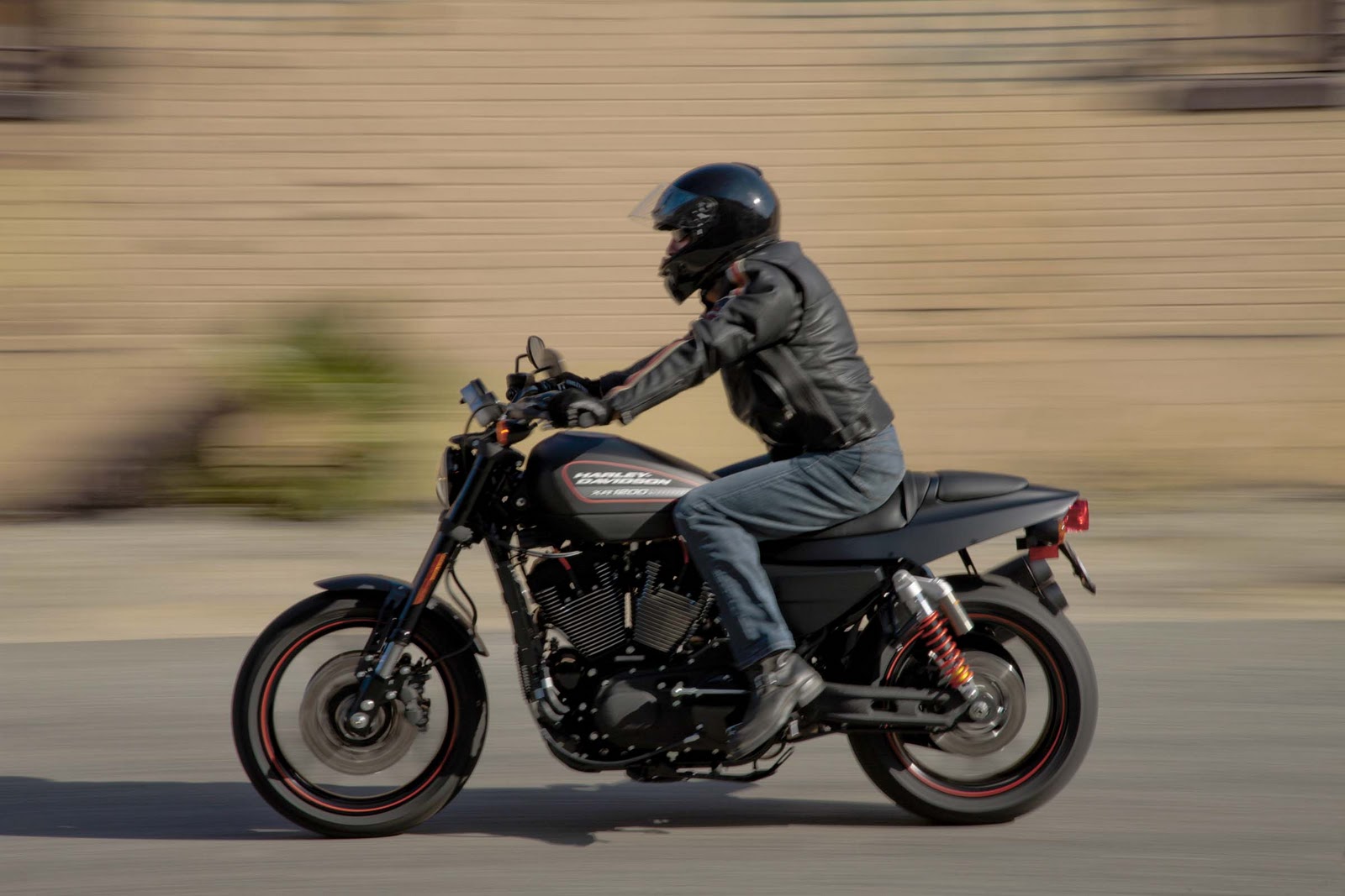 Harley Davidson Bikes: 2012 Harley Davidson XR1200X