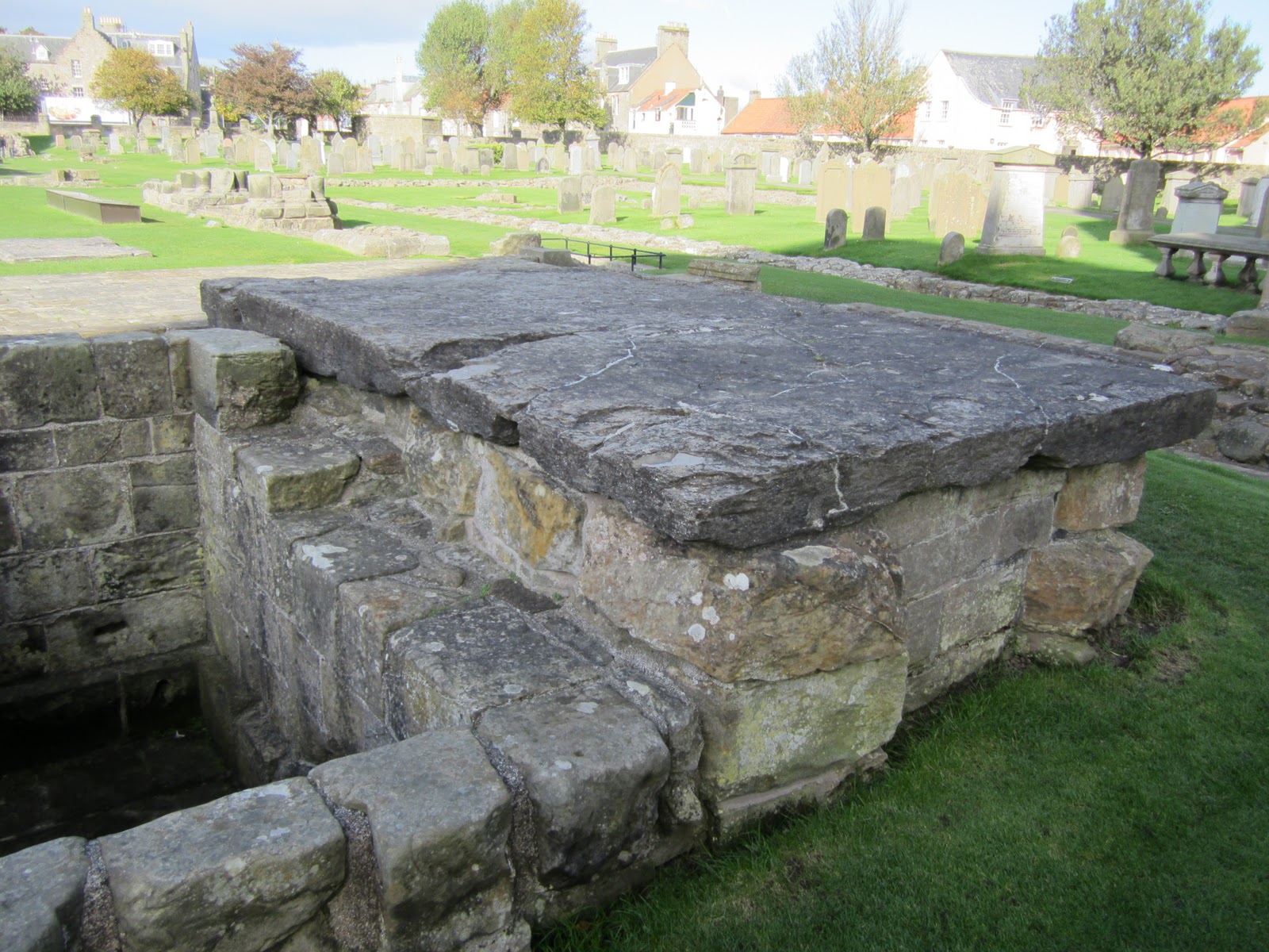 Scotland: The Castle Chronicles: Matriculation and Ruins (Sep. 22)