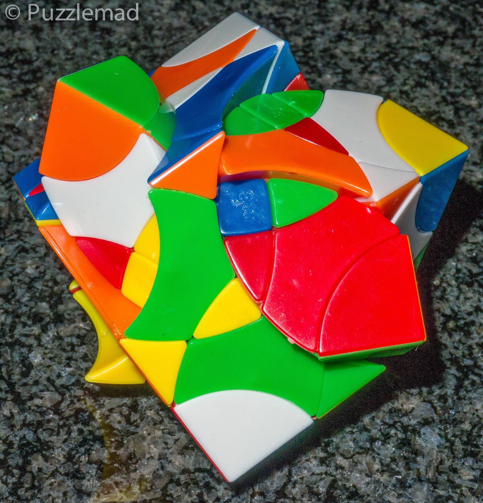 PuzzleMad: Curvy Copter 3 - A fab puzzle improved by commutator theory