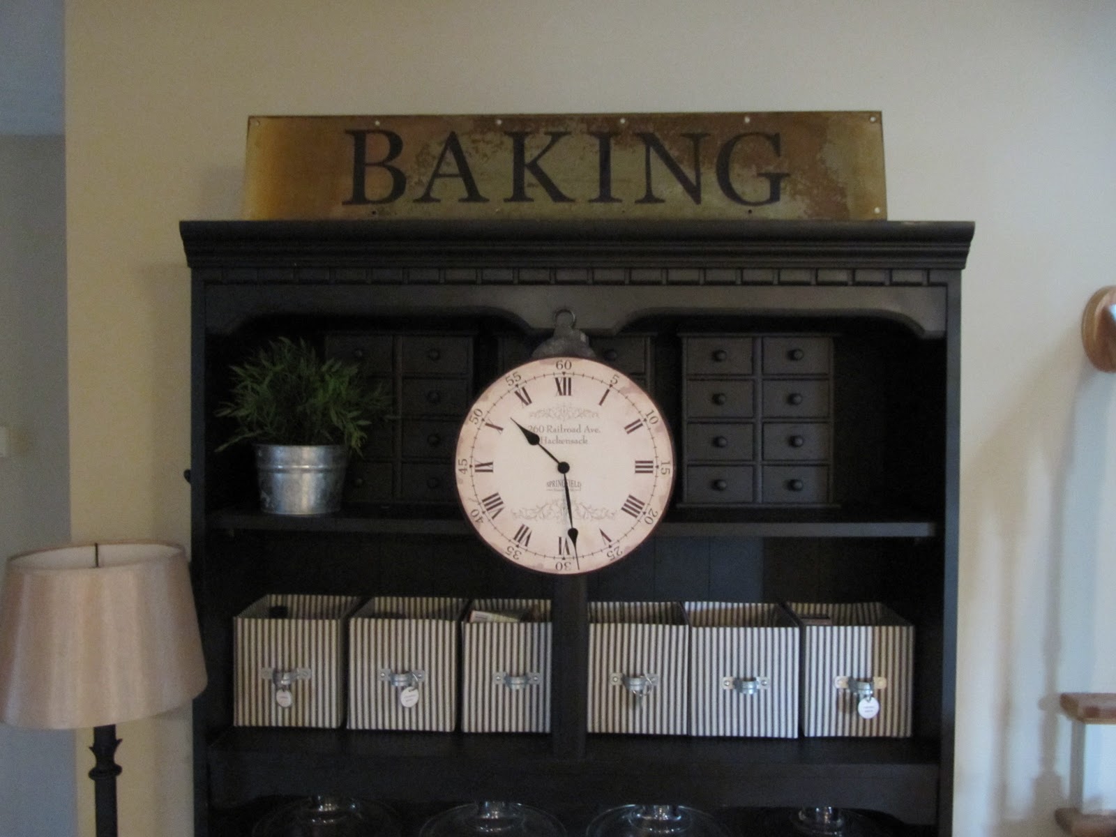 Sew Many Ways...: Baking Center From An Old Desk...