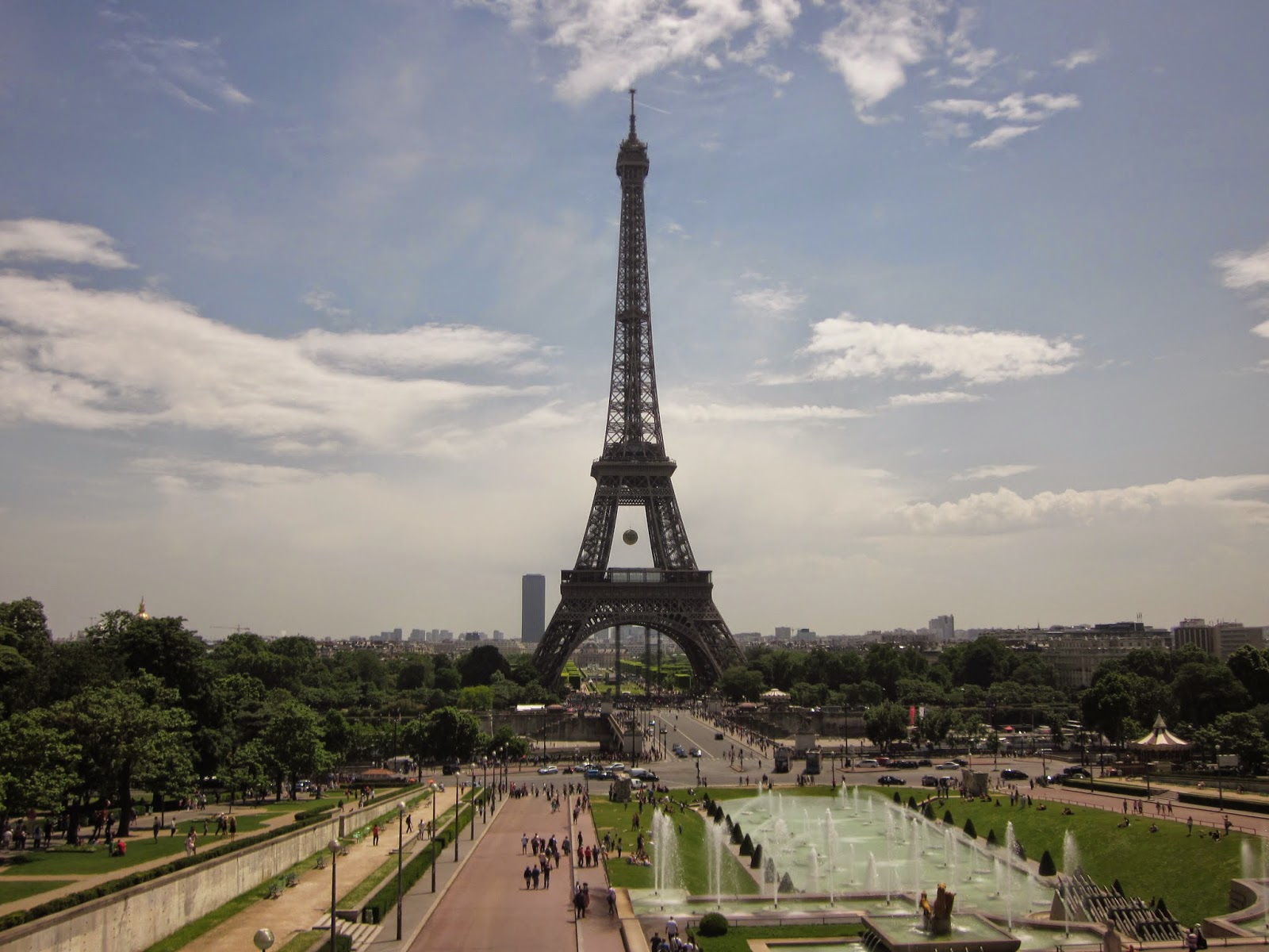 James Bond Locations: A View to a Kill - Paris