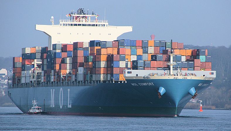 Portacontenedores MOL Confort se parte en dos mientras navegaba con mal ...