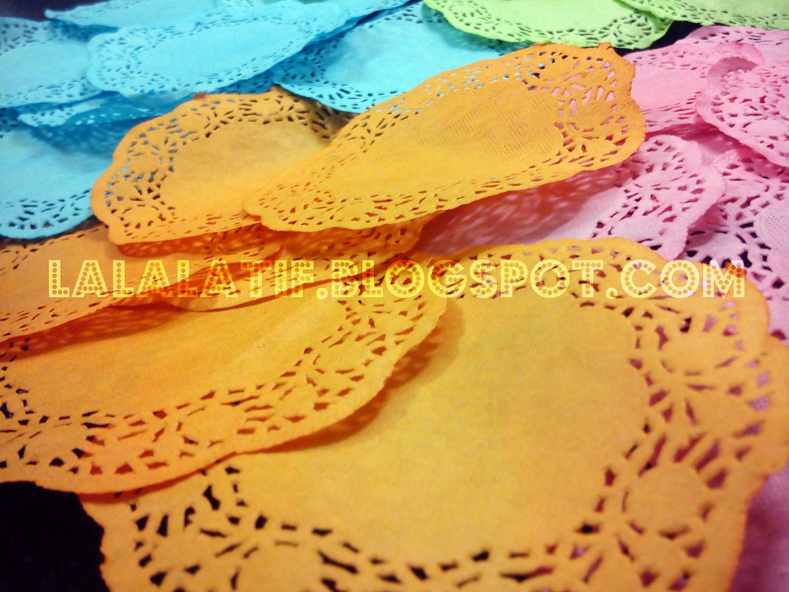 lalalatif.blogspot.com: Colourful Doily Paper @ Kertas Doili Berwarna