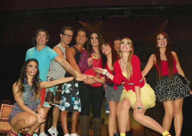 Las Amamos Isa Castillo y Sol Rodriguez: Grachi Show En Vivo En COLOMBIA