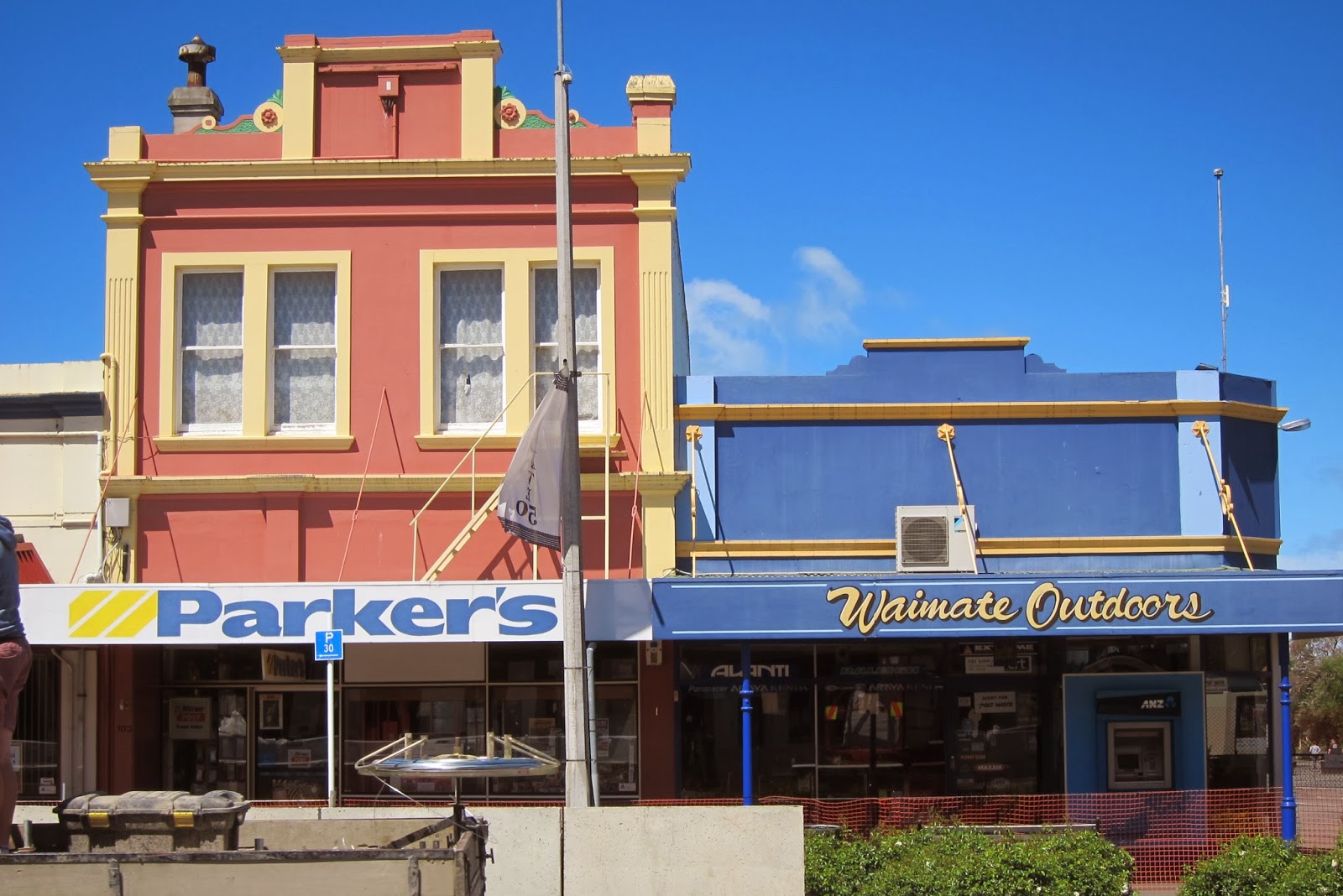 THE ARCHITECTOURISTS: WAIMATE